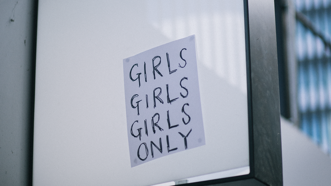 LSN : Daily Signals : Girls club: Pop-up gallery curates show from a ...